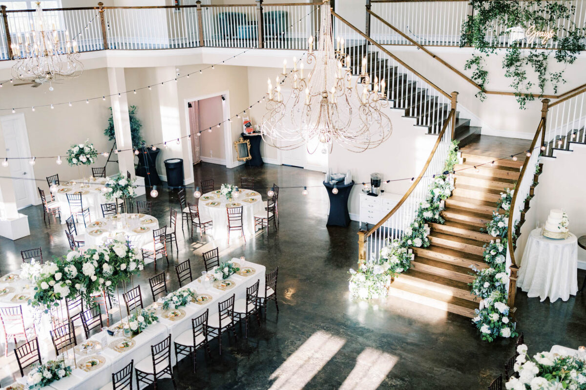 Modern Wedding in North Texas | The Pearl At Sabine Creek